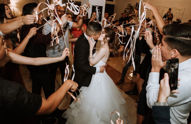 Dealing with Difficult Wedding Guests: Tips for Brides and Grooms ...